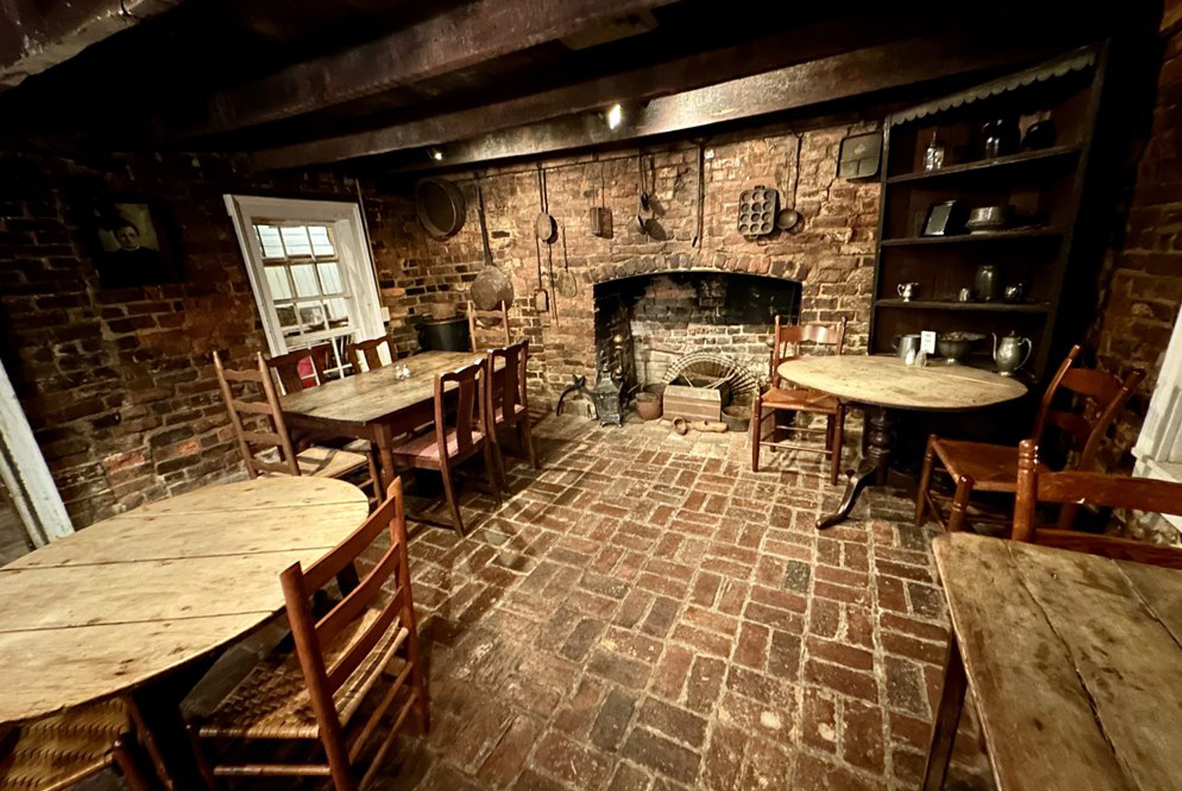 Larrick's Tavern at Wayside Inn Winchester | Foodie Menus, Reviews & Deals